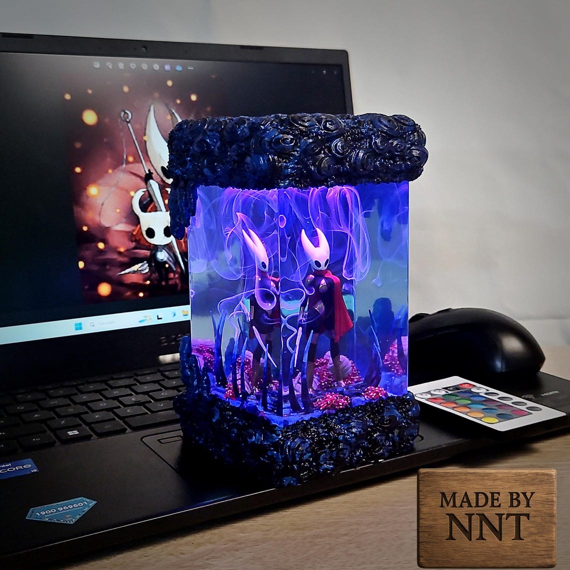Handmade Hollow Knight Hornet Resin Lamp: LED Diorama Night Light - Etsy