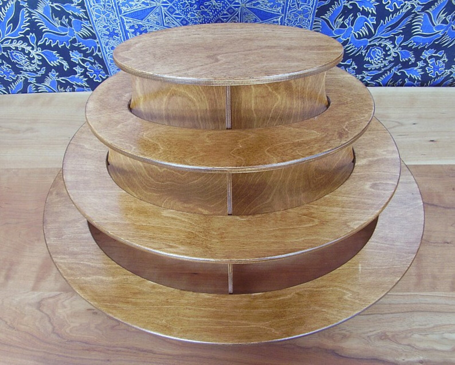 Elliptical Display Pyramid Craft Show Display, Farmer's Market Display ...