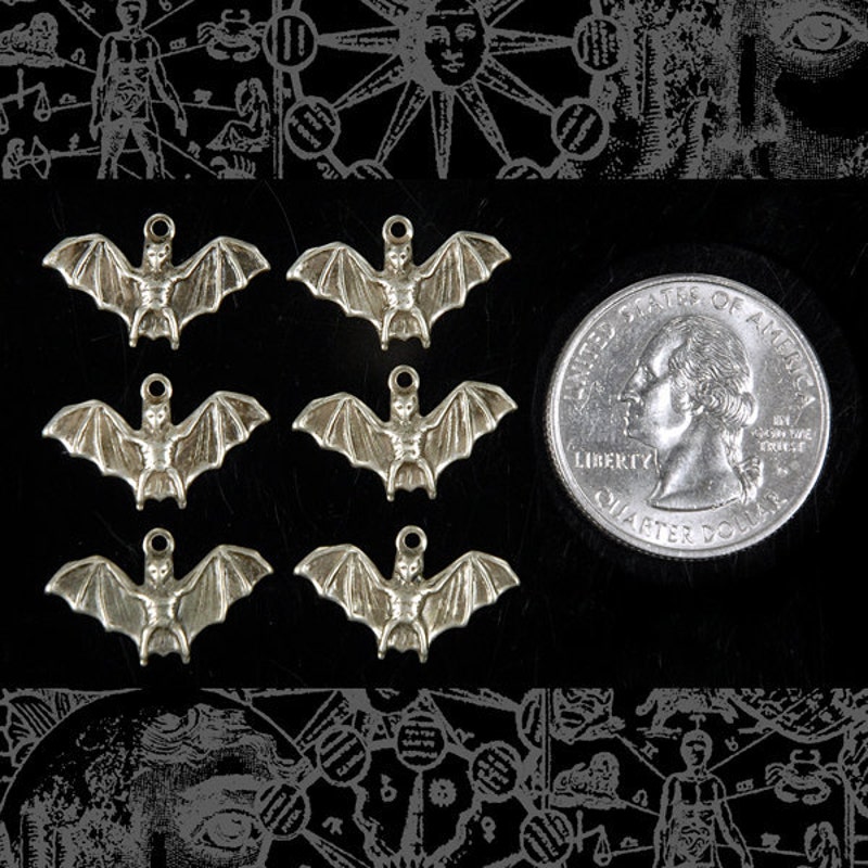 Emo Themes Necklace - Etsy