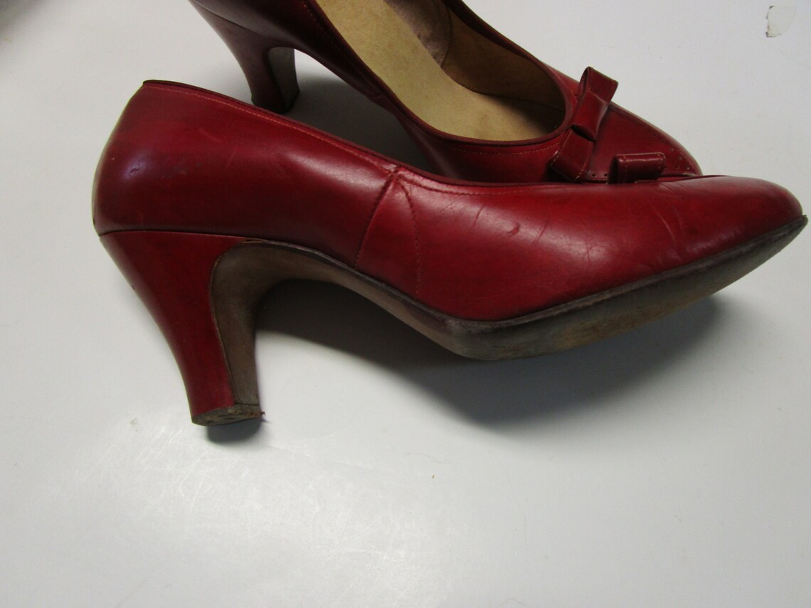 Vintage Red Naturalizer Pump Shoes, Size 6.5M - Etsy