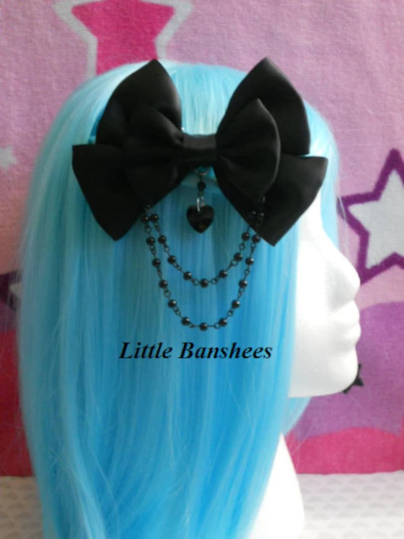 Goth Hair Clip or Brooch Black Bow With Black Glass Heart and Black ...