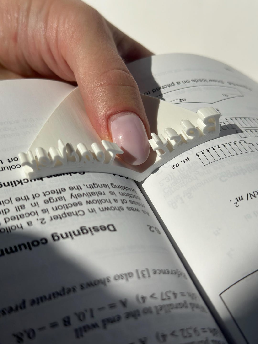 Thumb Book Page Holder for Teachers – One-hand Reading Aid, Unique Gift ...