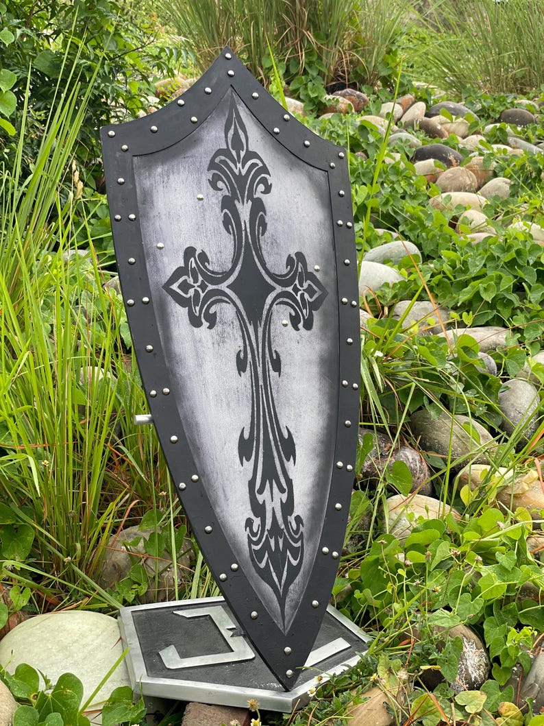 Templar Shield - Medieval Knight Cross Wooden Templar Heater Shield ...