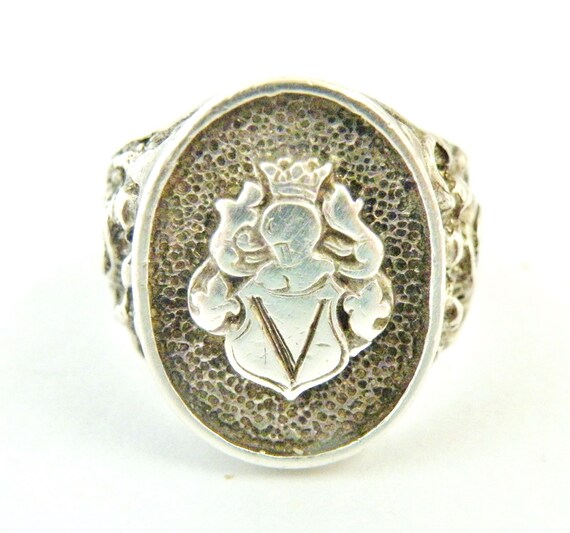 Large silver signet ring heraldic armorial knight ste… - Gem