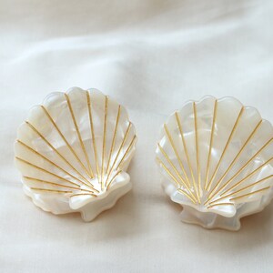 Clams Shell Hair Clips Seaside Shell Hair Clip Sea Shell - Etsy