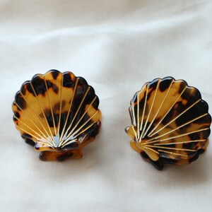 Clams Shell Hair Clips Seaside Shell Hair Clip Sea Shell - Etsy