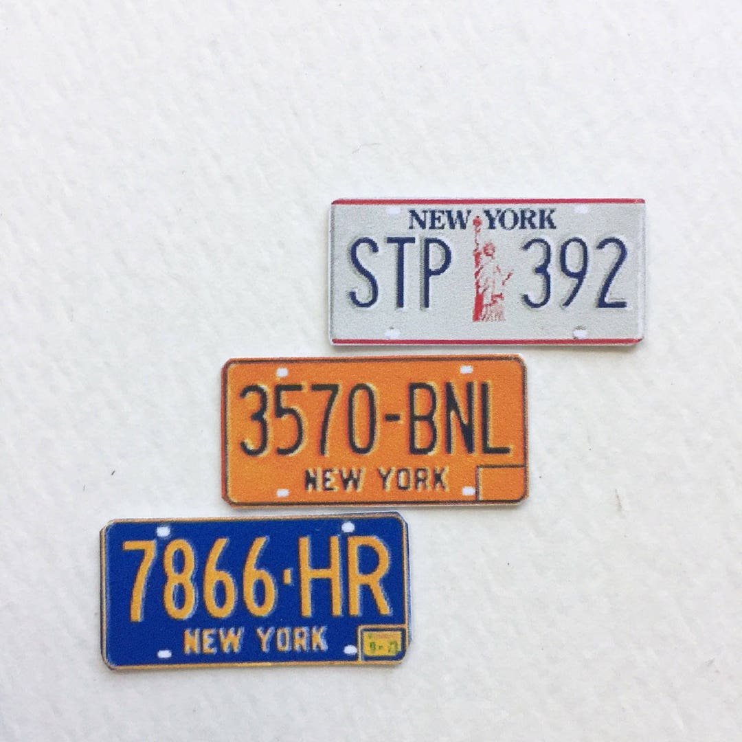 Miniature Reproduction Vintage 1:12 Scale License Plates Set Choice of ...