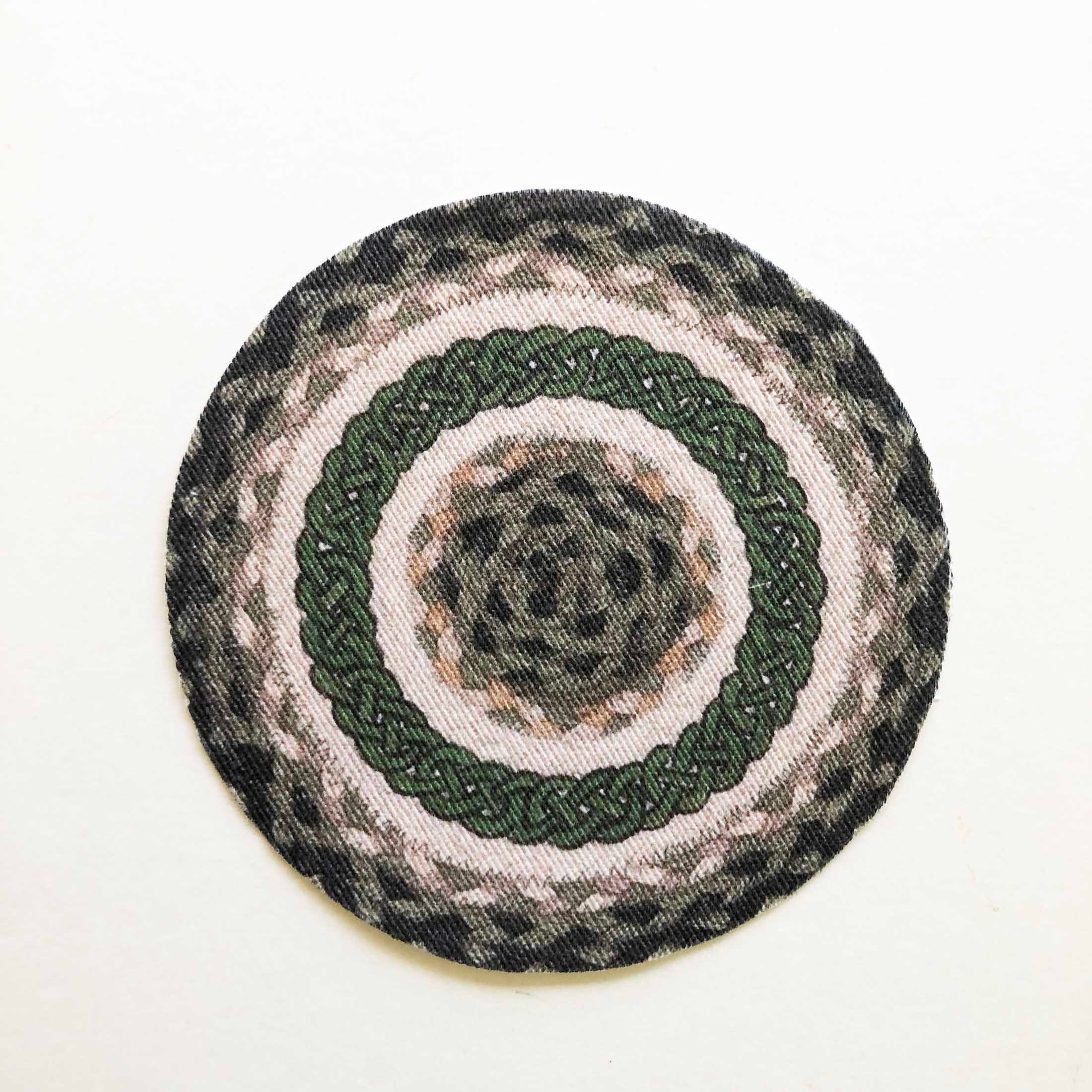 Miniature Round Rug With Irish Knot Design in Green, Black and Tan - Etsy
