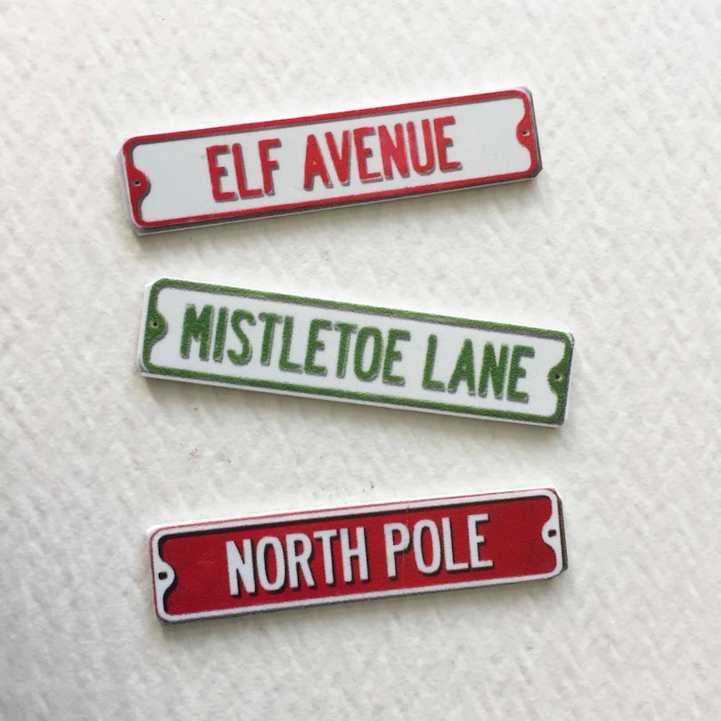Miniature Christmas Street Signs Elf Avenue Mistletoe Lane and North ...