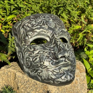 King Baldwin Mask Costume - Etsy