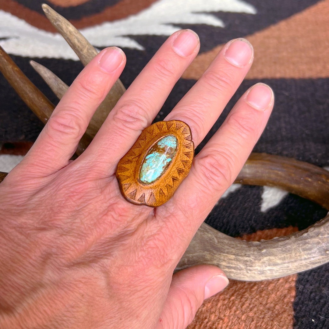 No.8 Turquoise Tan Tooled Leather Inlay Ring Sz 8 - Etsy