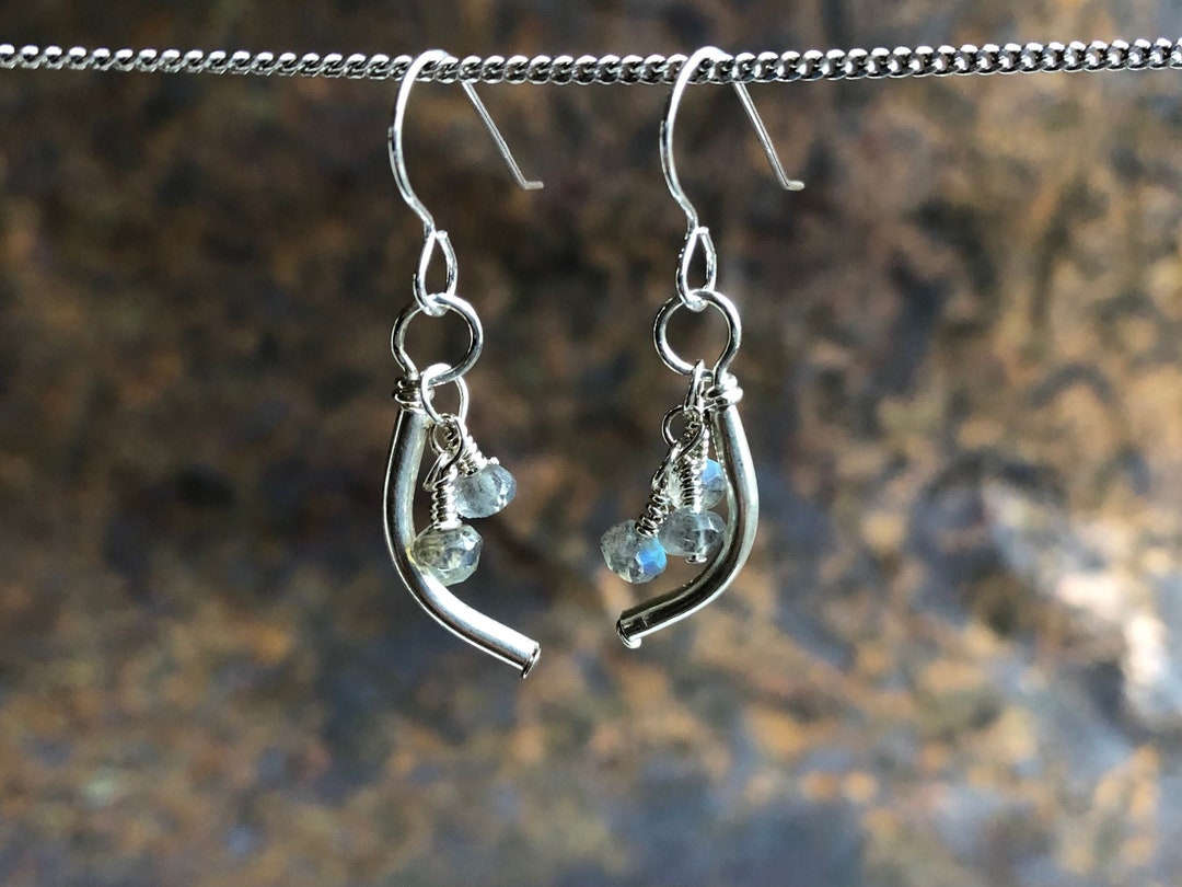 FLASH in the CURVE. Labradorite Earrings. Flashing Blue. Gray Earrings ...