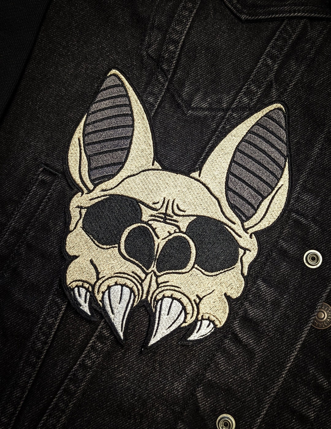 XL Vampire Bat Skull Iron on Embroidered Patch - Etsy