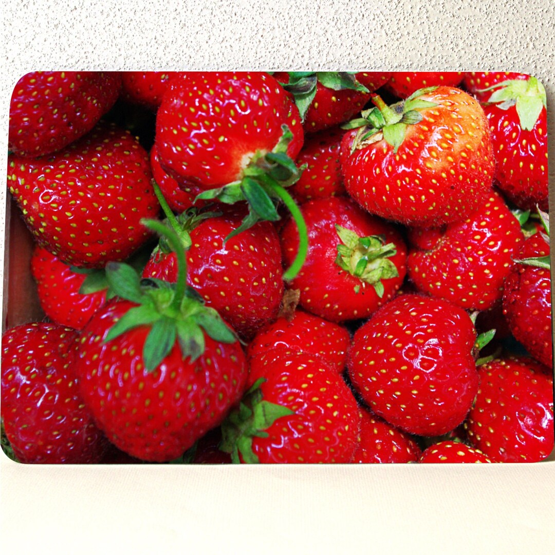 Fresh Strawberries Glass Cutting Board, Strawberry Fruit Cutting Board ...