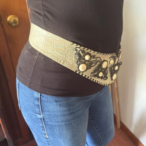 80’s Leatherrock Nina Arjani beige with blueish green… - Gem
