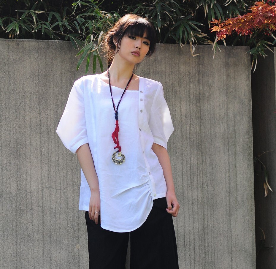 Button-down Asymmetrical Blouse With Special Sleeves/ 27 Colors/ RAMIES ...