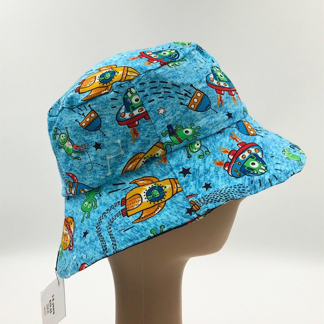 Reversible Kids Bucket Hat - Aliens / Spaceship - Sizes 3 Mths - 6 Yrs ...