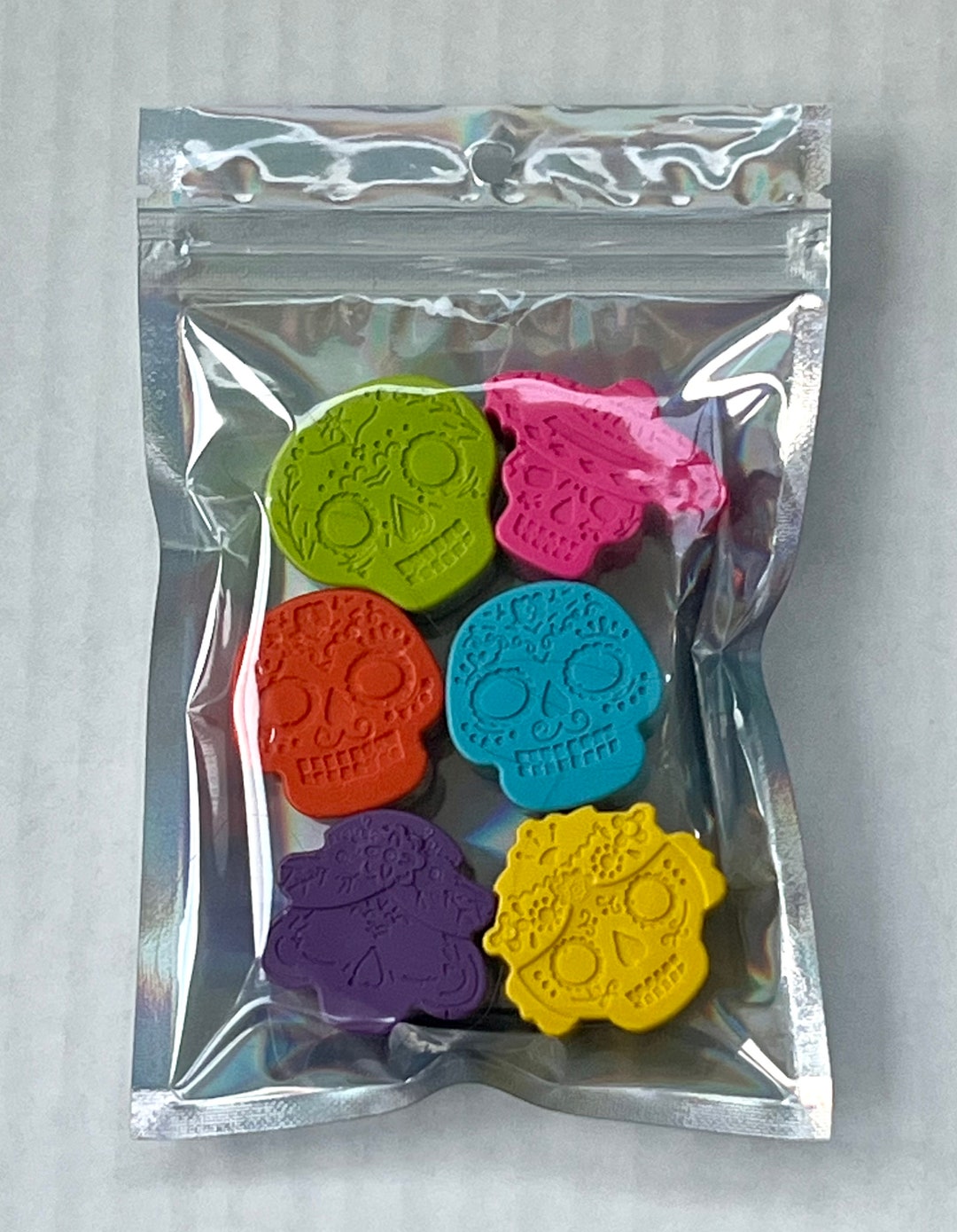 Set of 6 Sugar Skull Crayons, Day of the Dead, Halloween Party Favors ...