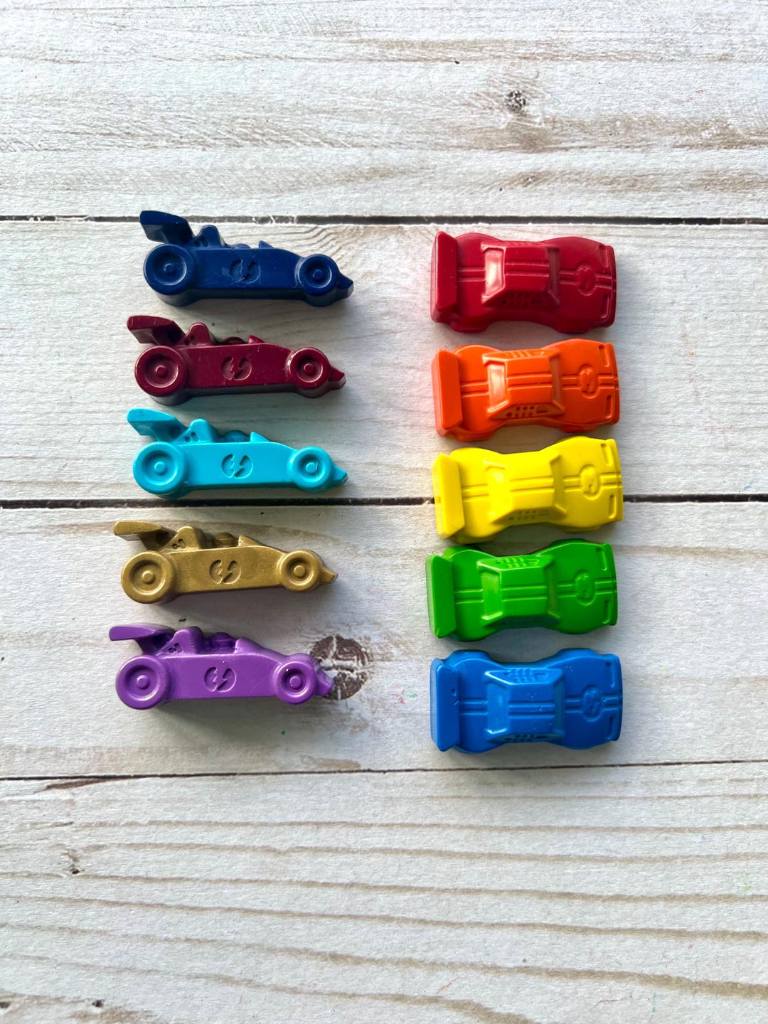50 Race Car Shaped Crayons – Individually Wrapped Party Favors – Candy ...