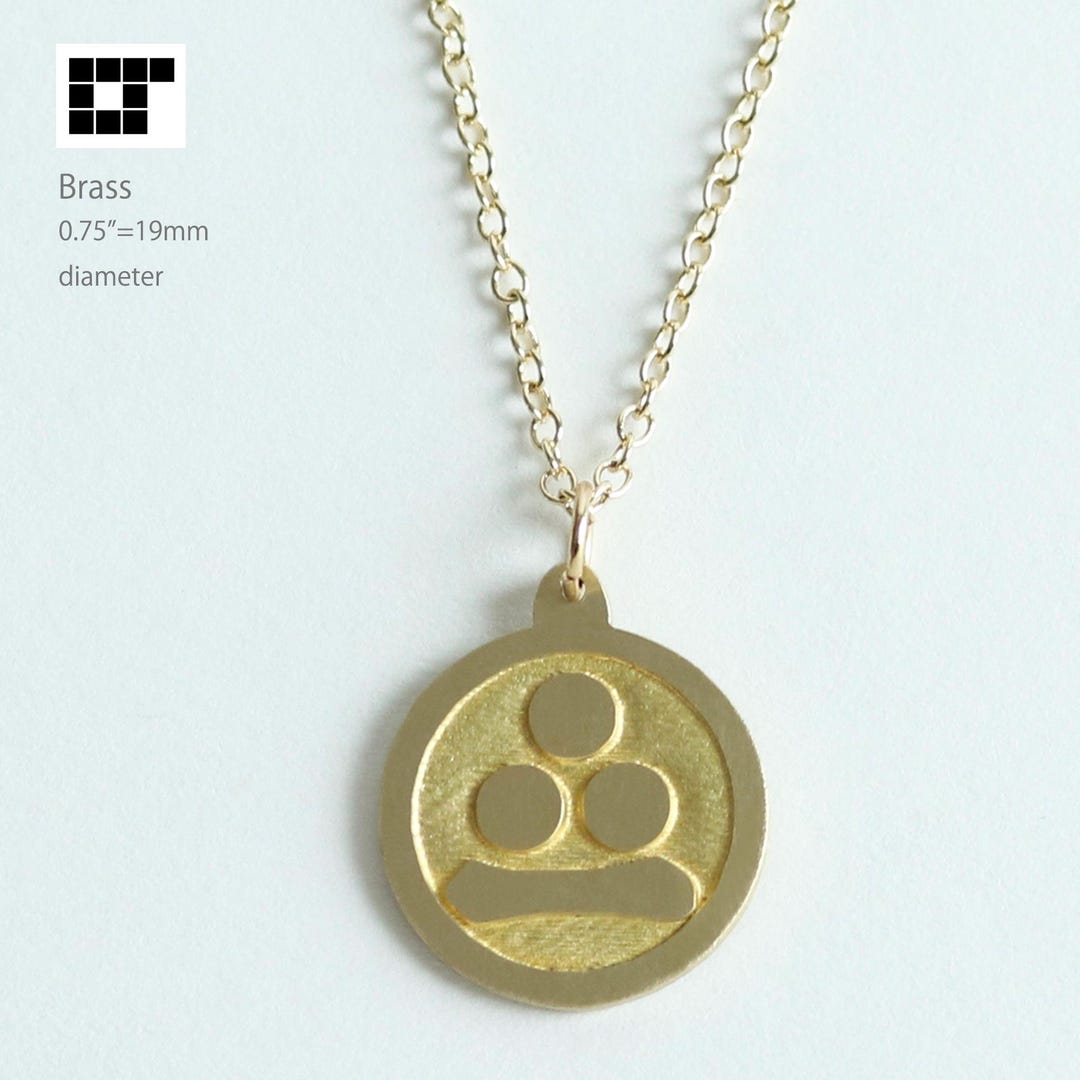 Pendant -watanabe Boshi in a Circle : 丸に渡辺星 - Japanese Kamon Pendant ...