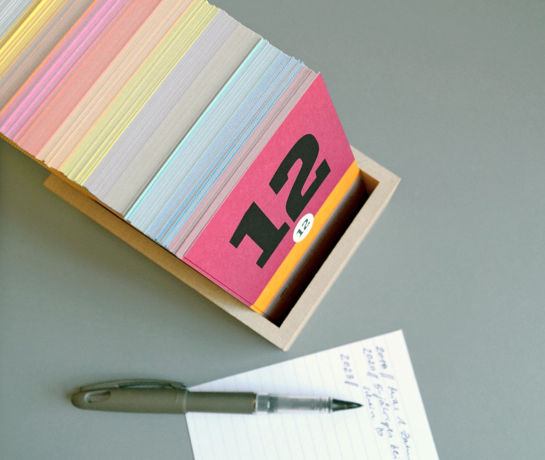 Diary for Teenagers: SCHÖNETAGEBOX, Perpetual Calendar and Diary in One ...