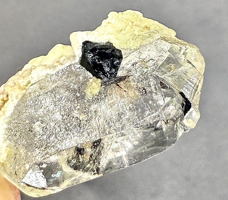 Quartz With Tourmaline Inclusions | 33 Ct Rare Mineral Specimen - Etsy UK