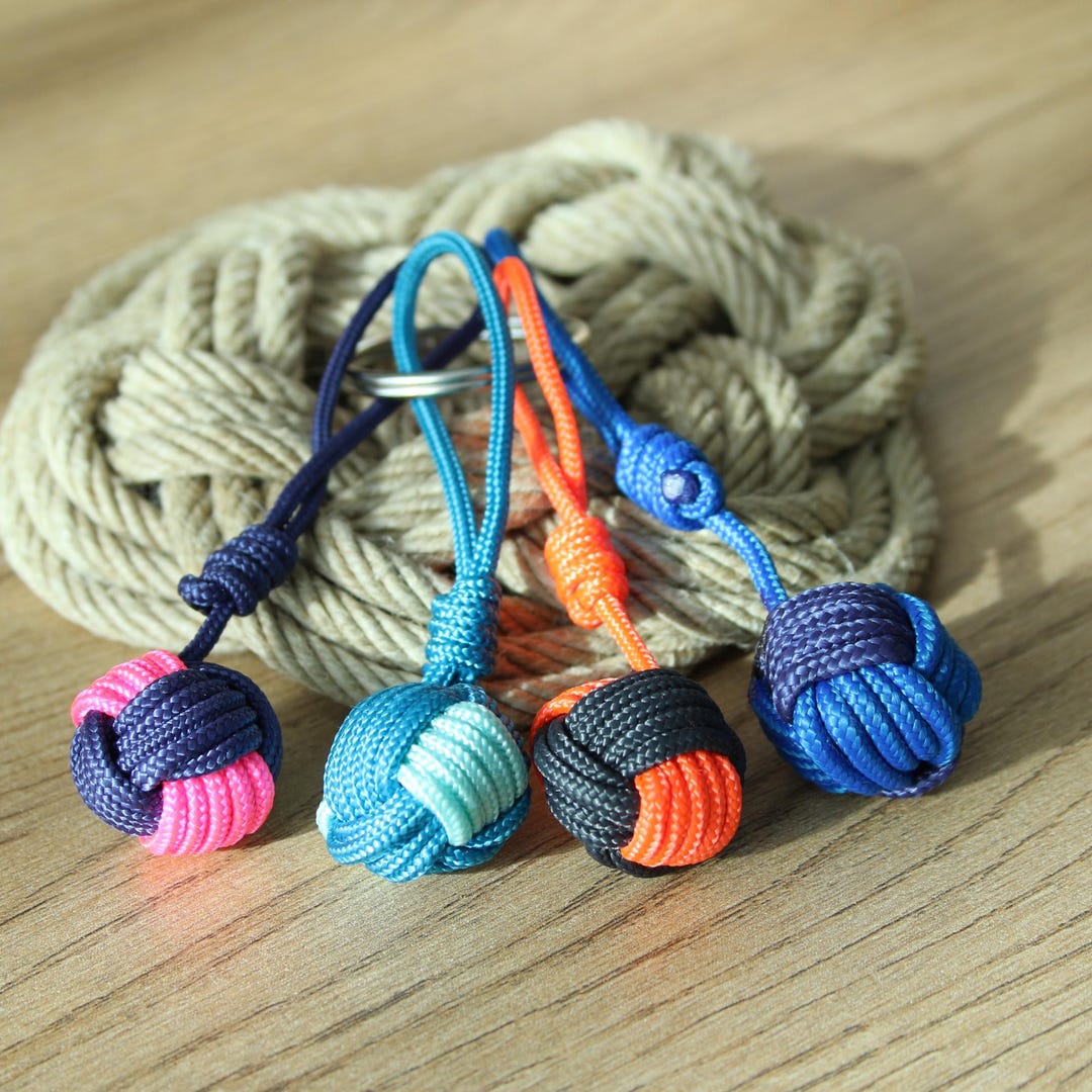 Handmade Nautical Keychain | Two-tone Towline Knot | Handmade Nautical ...