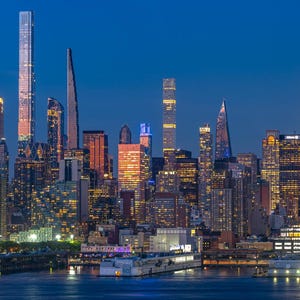 Manhattan at Blue Hour | Skyline Art for Samsung Frame TV| 4K ...