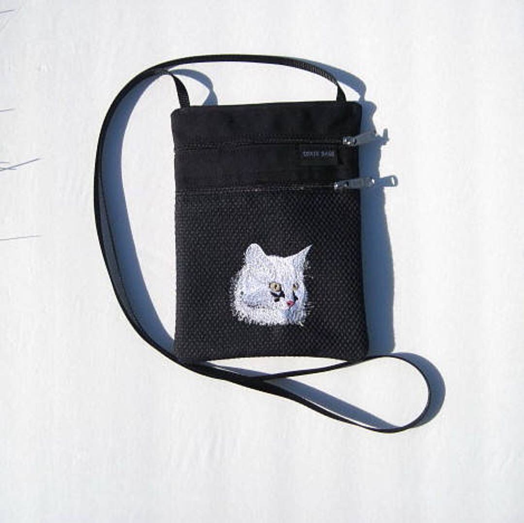White Maine Coon Cat Cross Body Flat Purse on Black - Etsy