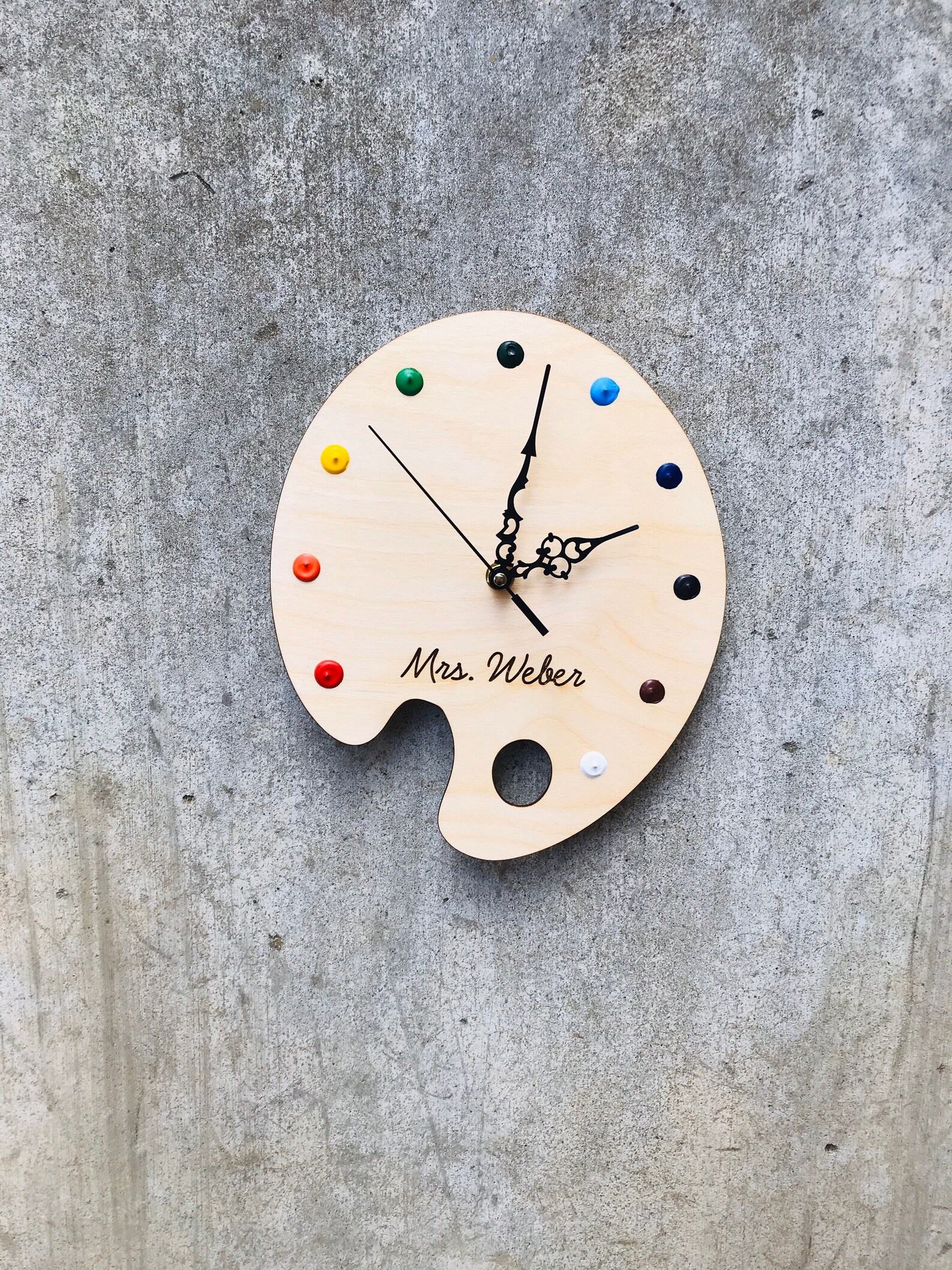 CUSTOM Art Clock Art Palette Painting Clock Engraved With - Etsy