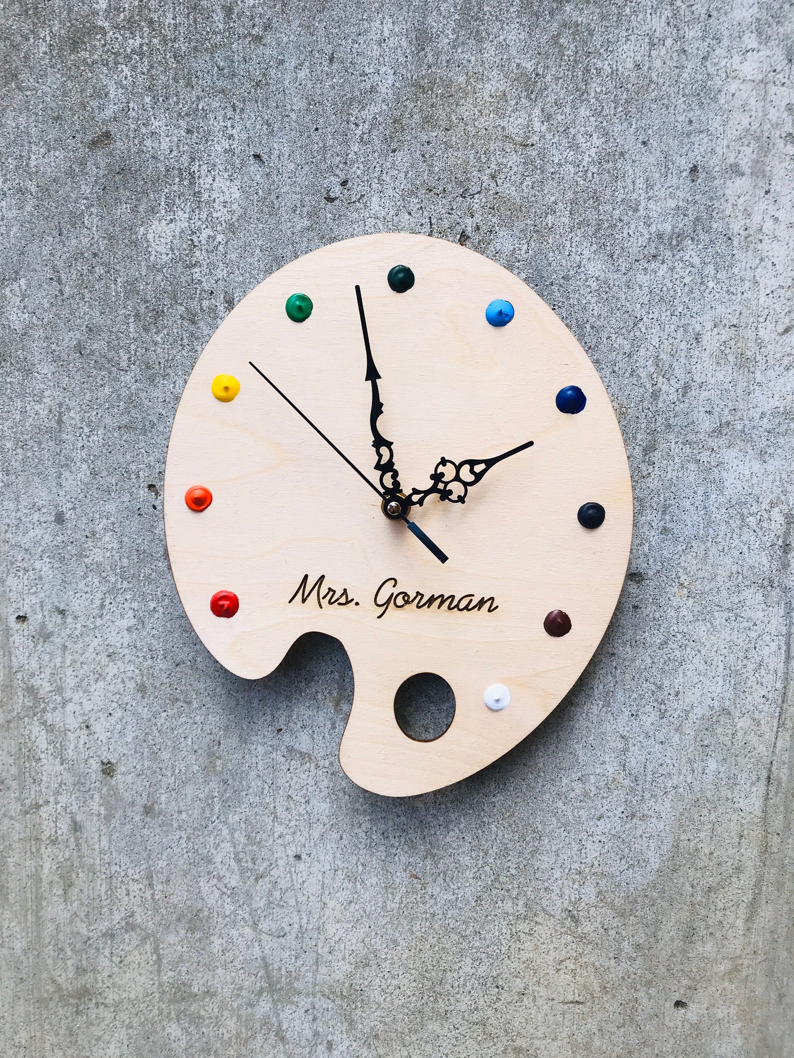 CUSTOM Art Clock Art Palette Painting Clock Engraved With - Etsy