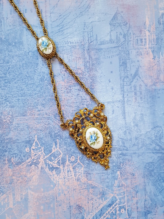 Romantic Gilded Revival Regal Blue Rose Filigree Pend… - Gem