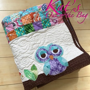 Owl Quilt With Small Patch Work Quilting | Owl Baby Blanket | Owl Throw | Hoot Hoot Owls in ...