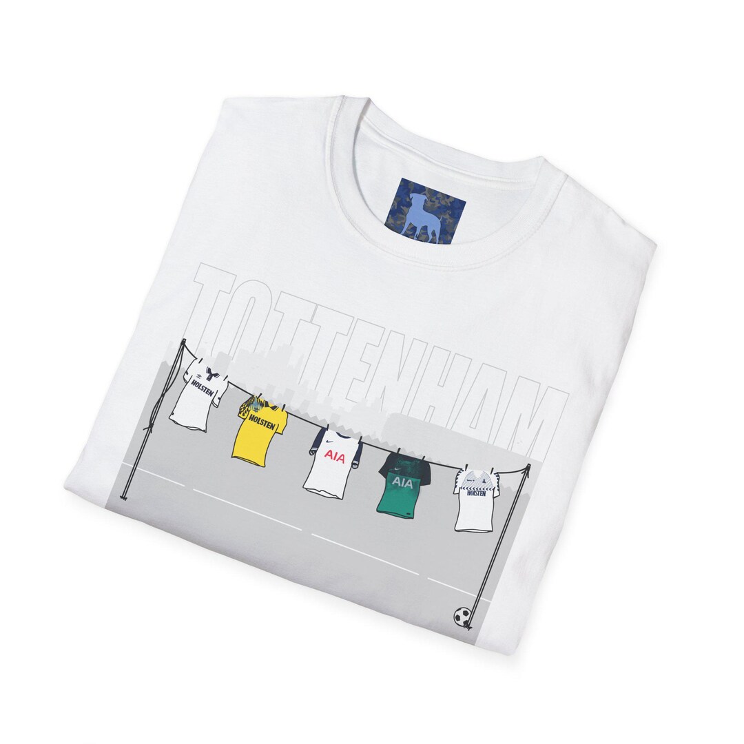 Tottenham Hotspur Retro Kits T-shirt: North London Skyline, Football ...