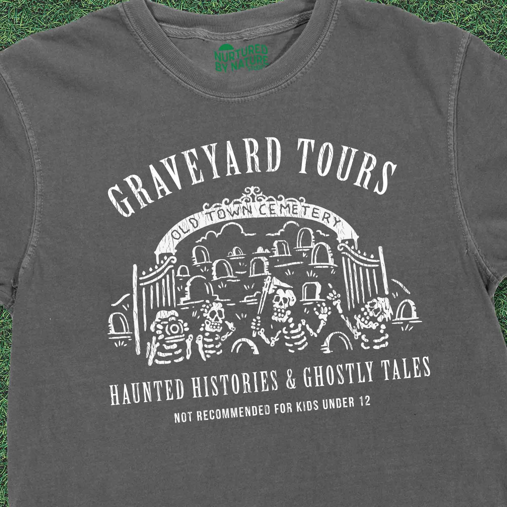 Graveyard Tours Graphic T-shirt Vintage Wash Retro Style Skeleton T ...