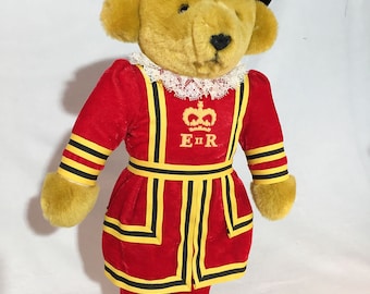 Harrods Queen Elizabeth Teddy Bear Beefeater Tower of London Royal ...