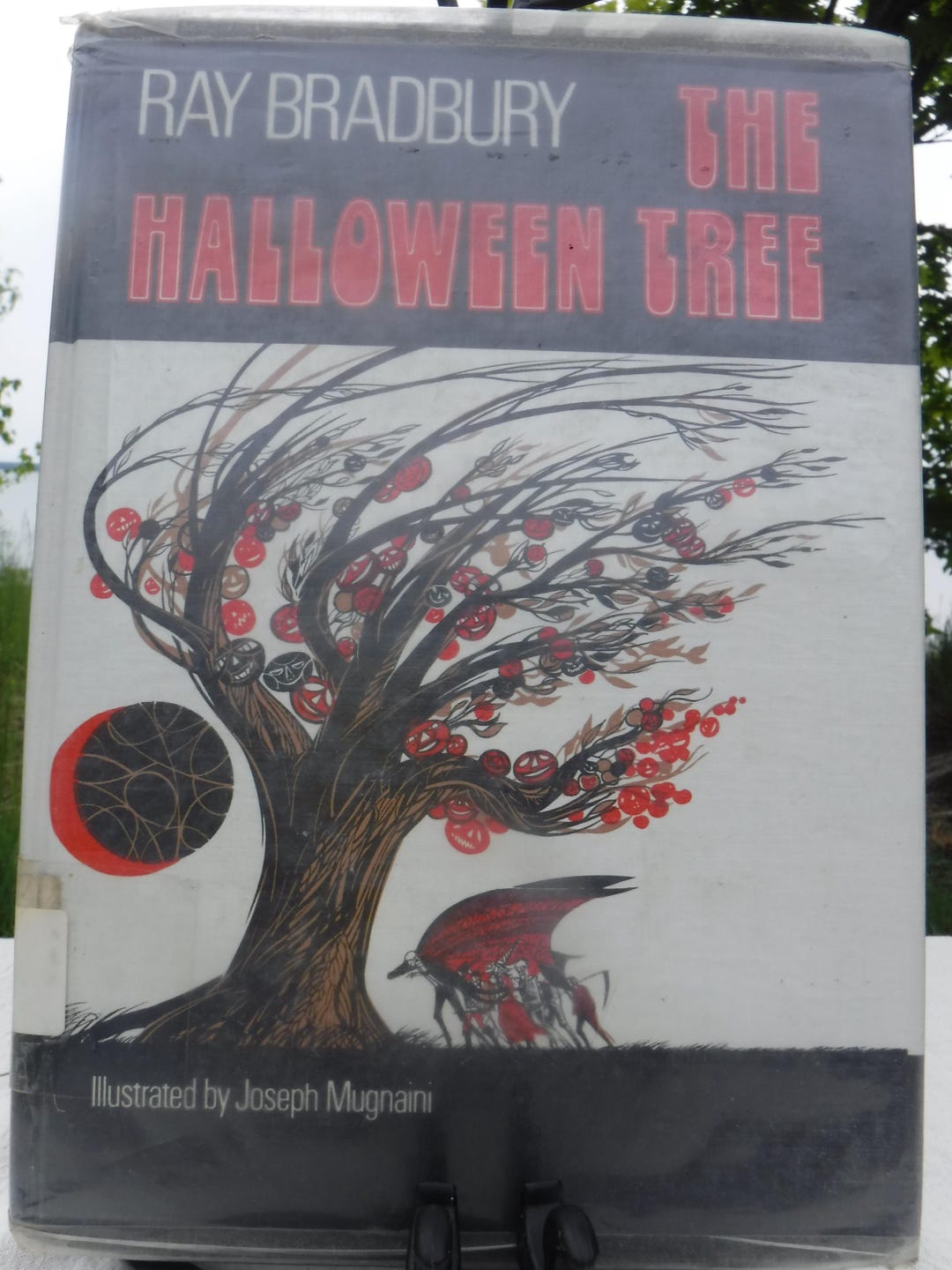 Ray Bradbury's "the Halloween Tree" - Etsy