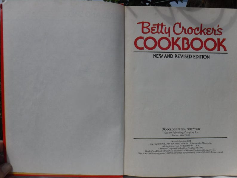 70s Vintage Betty Crocker's Cookbook New and Revised Edition - Etsy