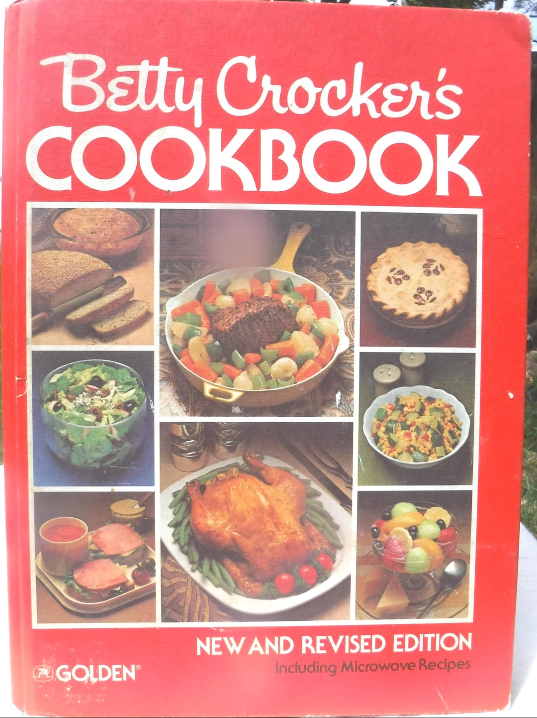 70s Vintage Betty Crocker's Cookbook New and Revised Edition - Etsy