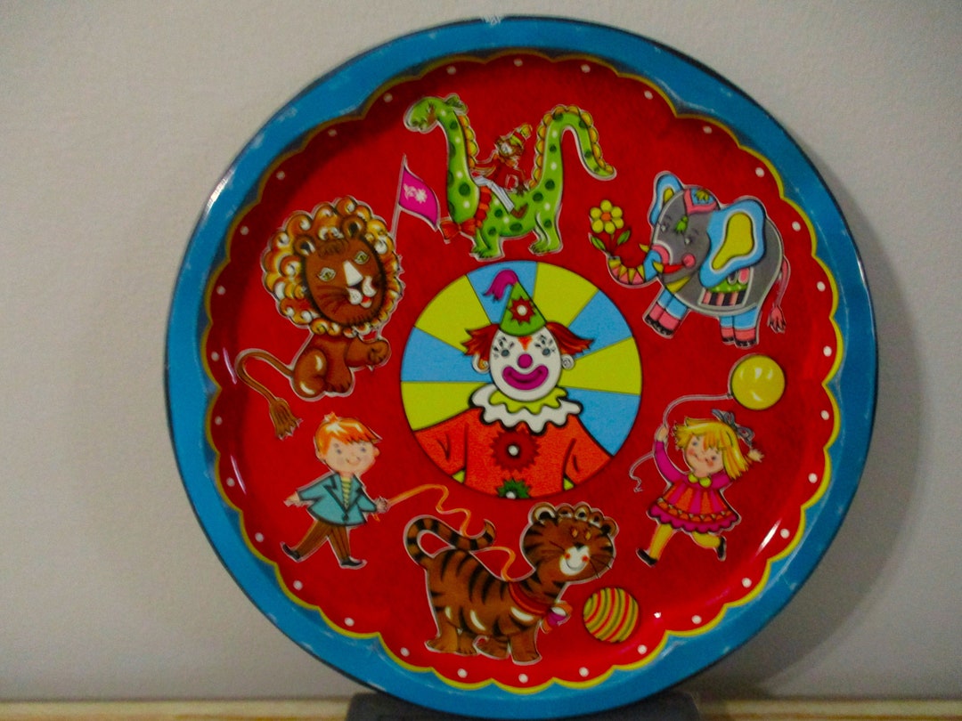Daher Metal Tray, Round Tray,1970's, Circus Colorful Dasher Tray ...