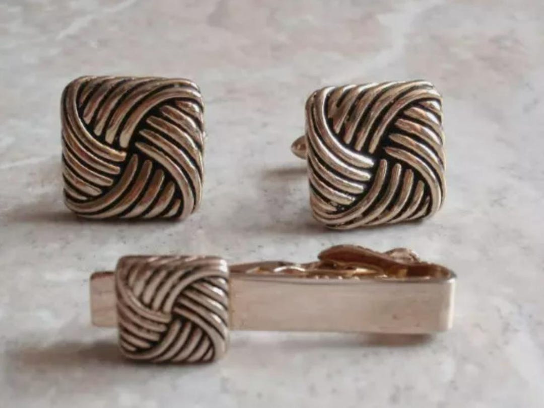 Swank Cufflink Set Gold Black Swirl Twist Square Fold - Turban Knot ...
