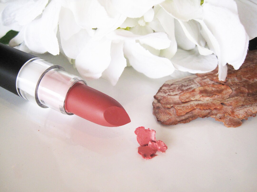 Rosebud - Natural Mineral Lipstick - Etsy