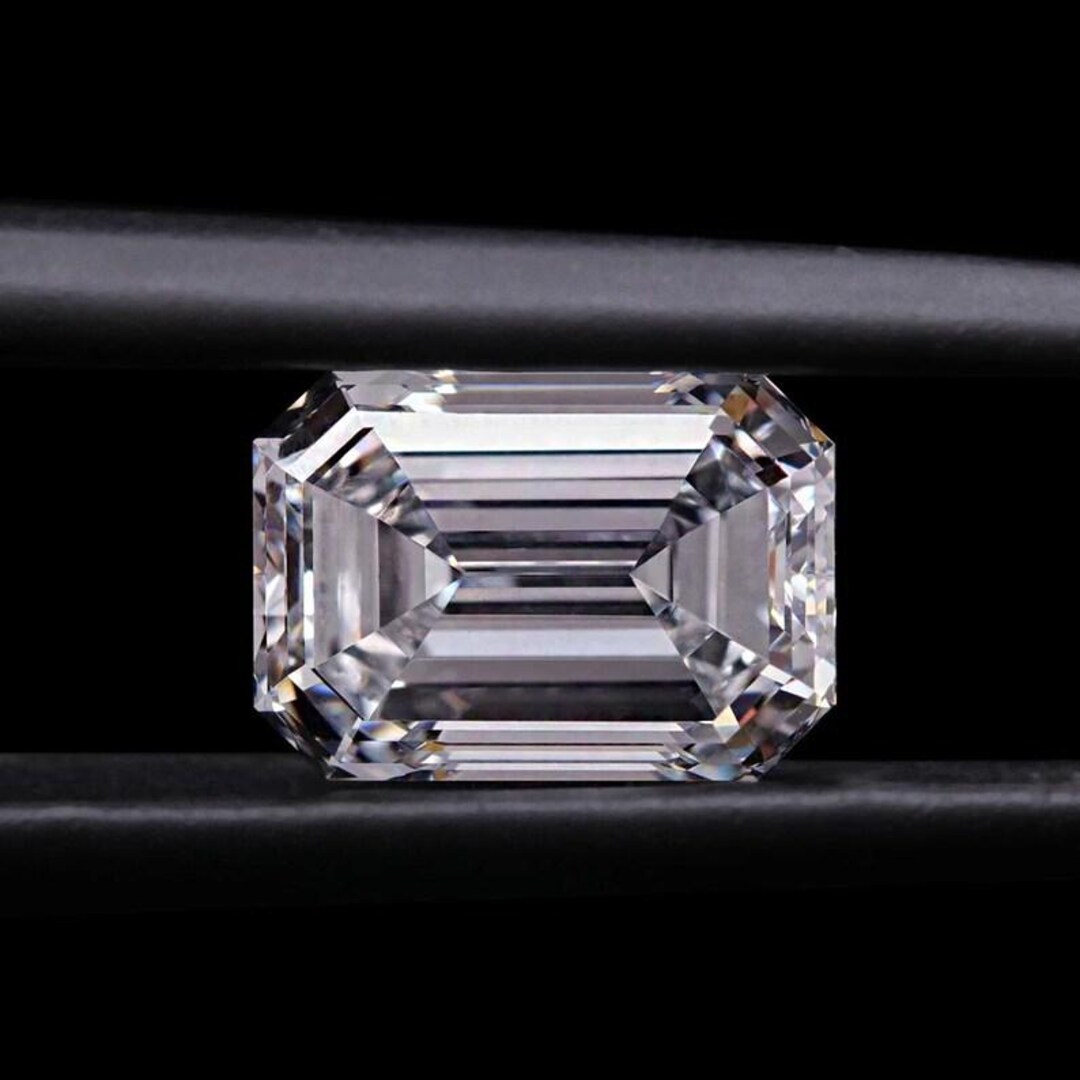 Emerald Cut Moissanite Diamond: GRA Certified Loose Gemstone, 8x10mm - Etsy
