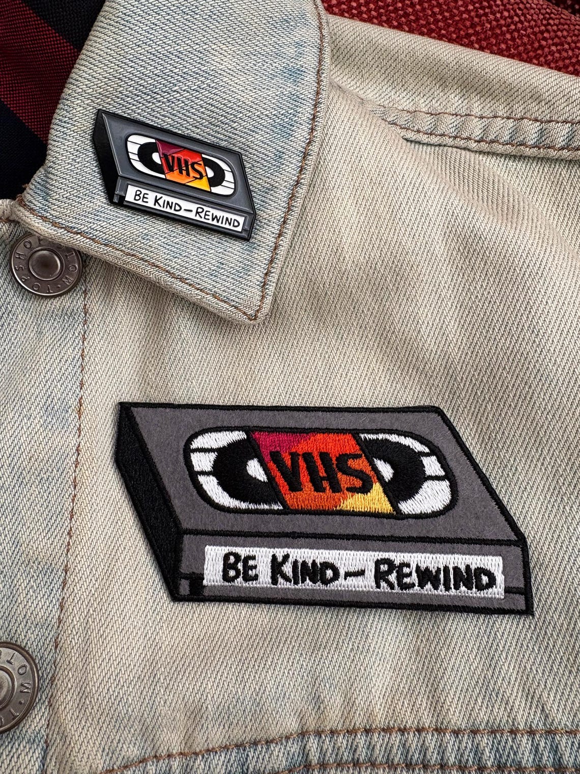 VHS Tape Retro Enamel Pin Be Kind Rewind Retro 80s 90s Physical Media ...