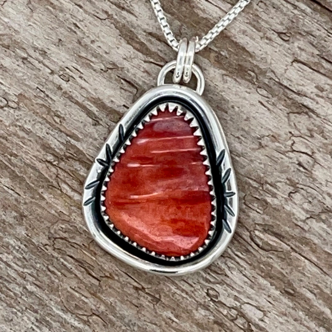 Red Spiny Oyster Necklace Sterling Silver Red Striped Natural Shell ...