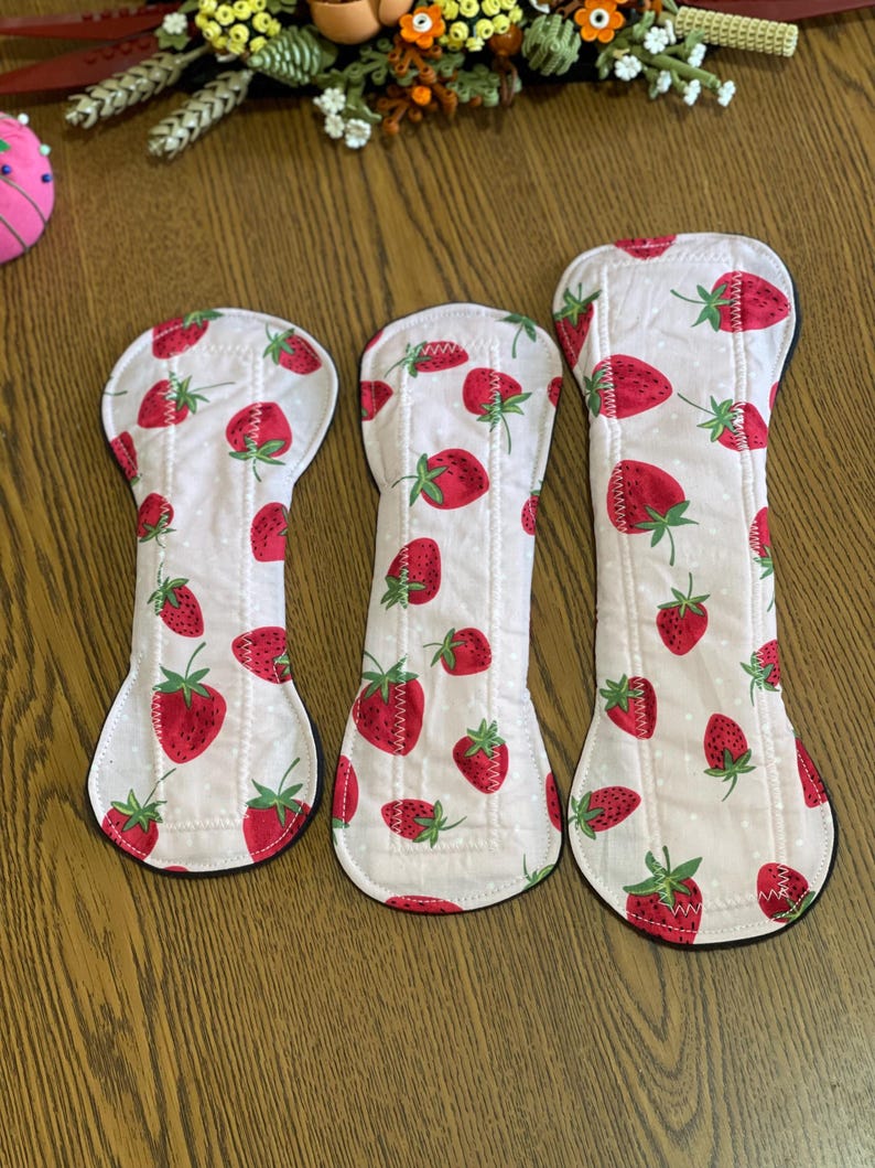 Set of 3 Strawberry Print Reusable Cloth Period Pads - Etsy