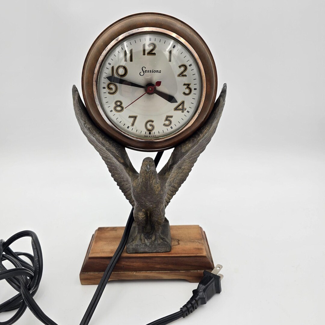 Vintage Sessions Electric Table Clock With Eagle Base Mid-century ...