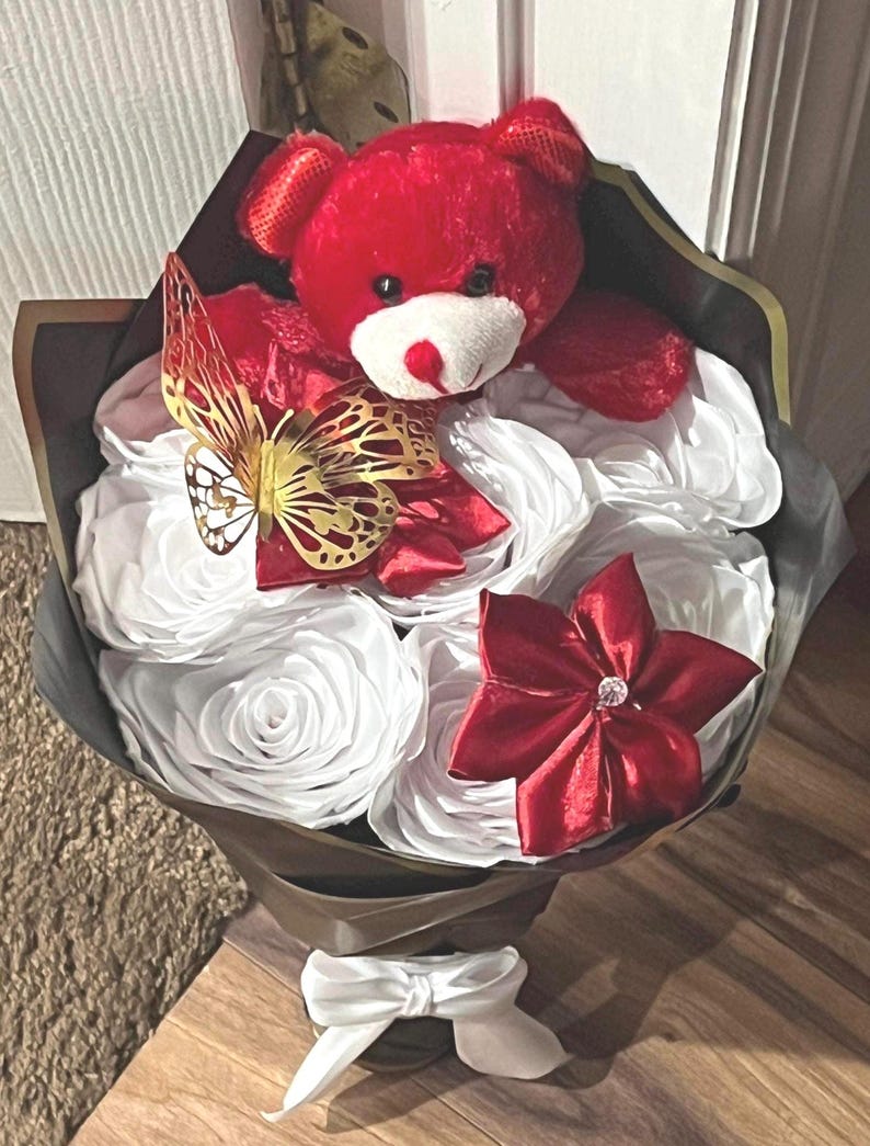 7 Count Red Plushy Eternal Rose Bouquet - Etsy