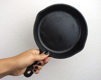 Taiwan Cast Iron - Etsy