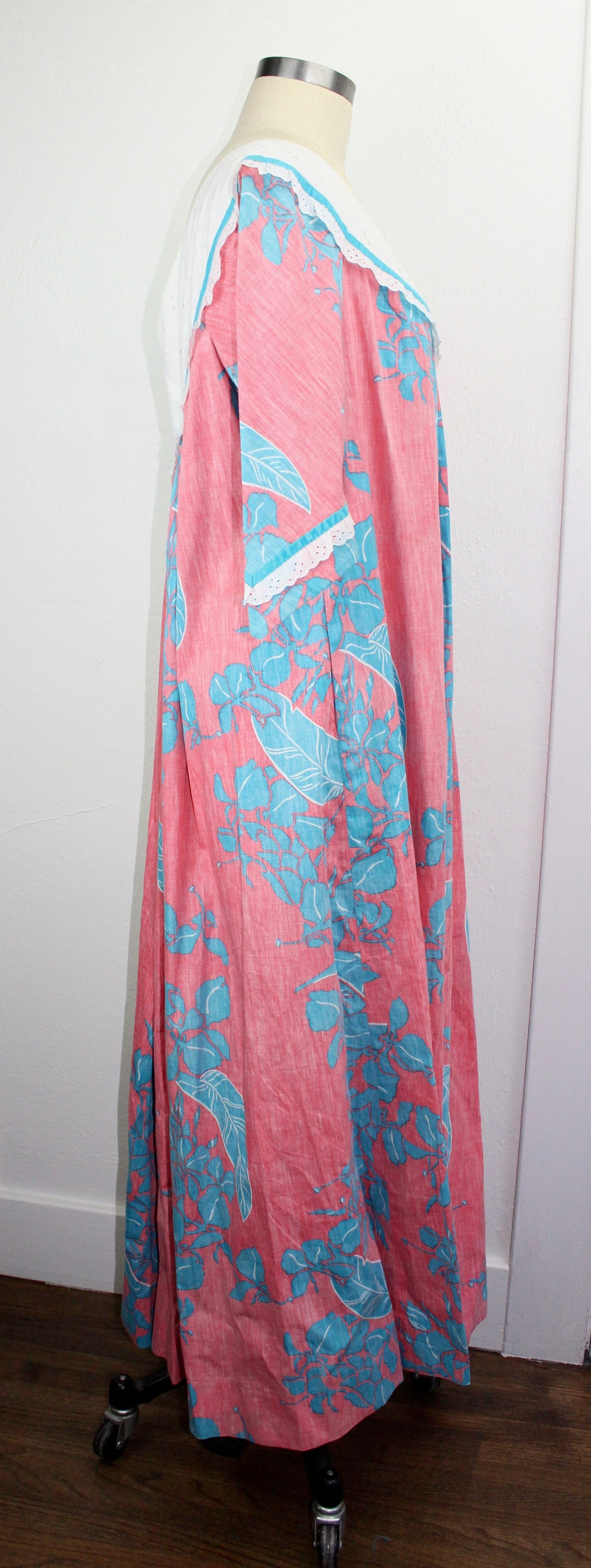 Vintage Hawaiian MuuMuu Coral Pink and Turquoise Blue Cotton | Etsy